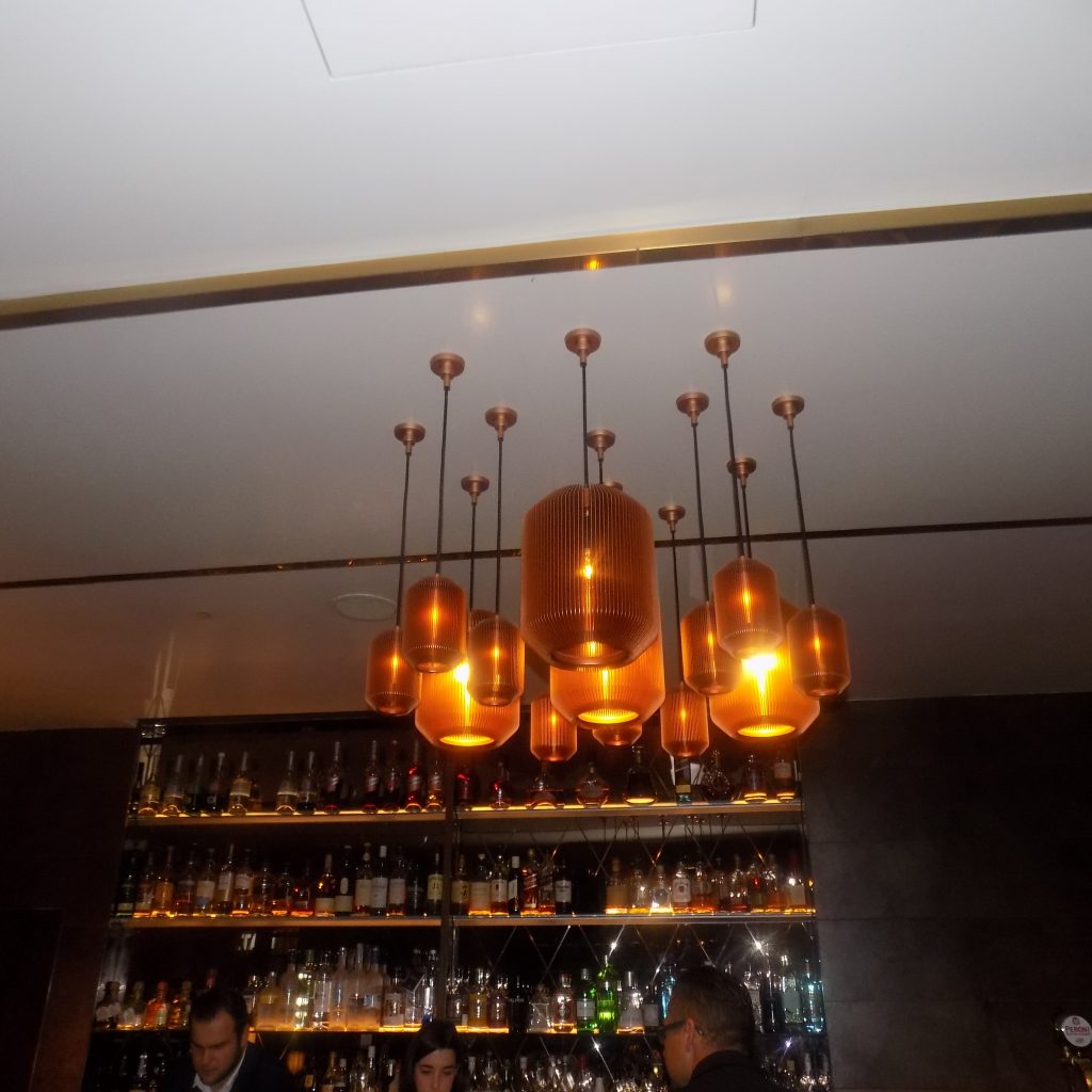 COCKTAIL FUN AT TWORUBA, HILTON LONDON TOWER BRIDGE - London Meets Paris